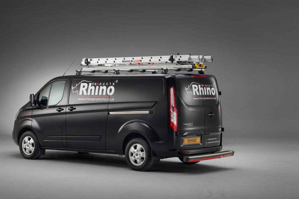 3.1m SafeStow4 Gas Assisted Ladder Loader - Vanify